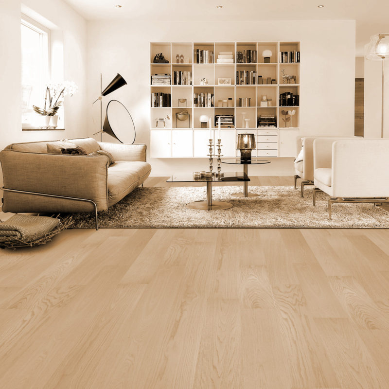 SIGNATURE – Hennessy Wood